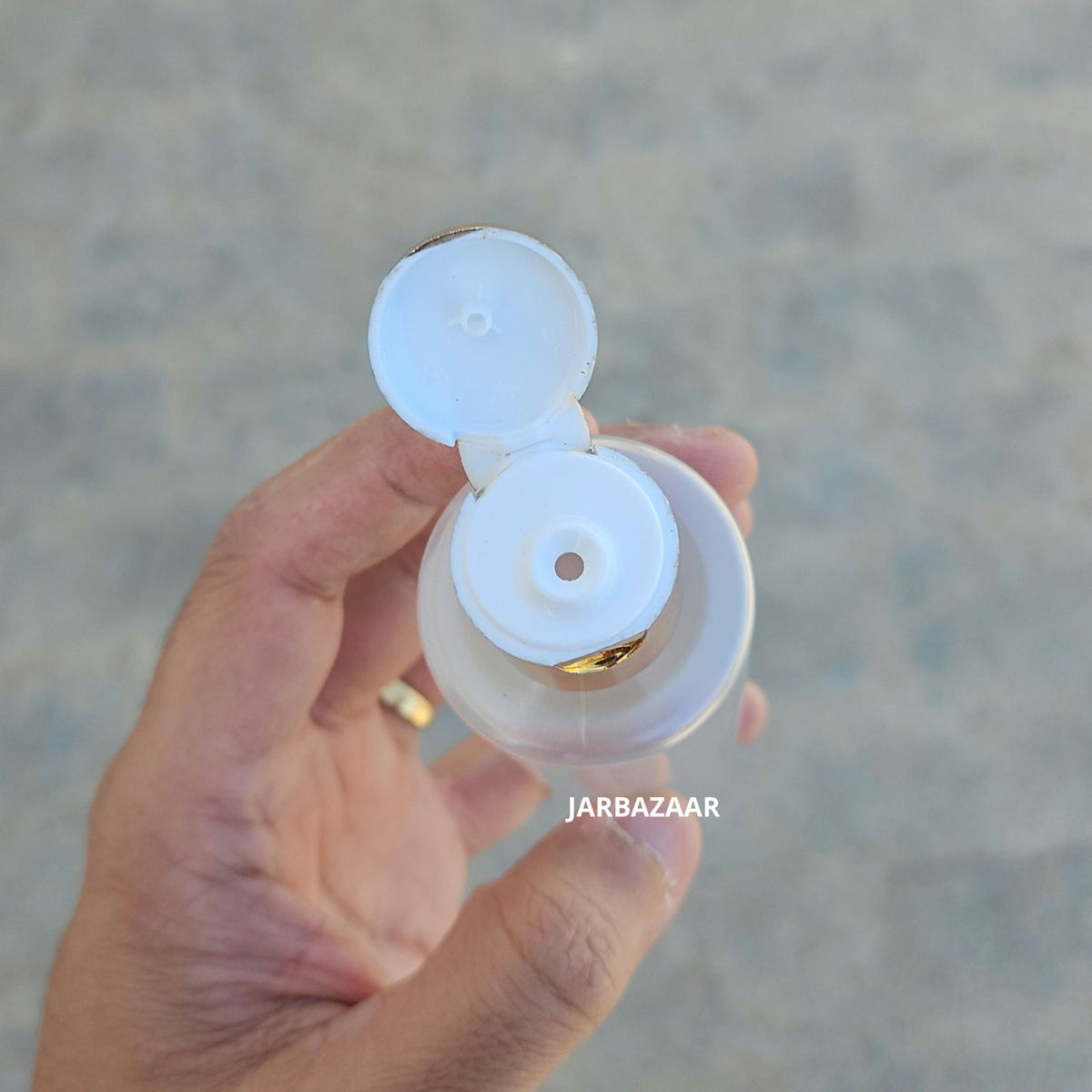 100 ML GLI Frosted Pet Bottle (With Golden Fliptop Caps) – JarBazaar